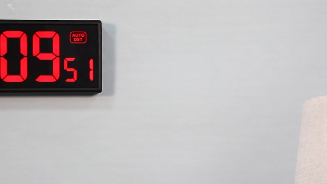 Watch How to hang a digital wall clock on Amazon Live
