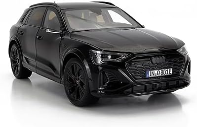 Audi 5012328651 Modellauto 1:18 Miniatur Q8 e-tron, schwarz : Amazon.de ...