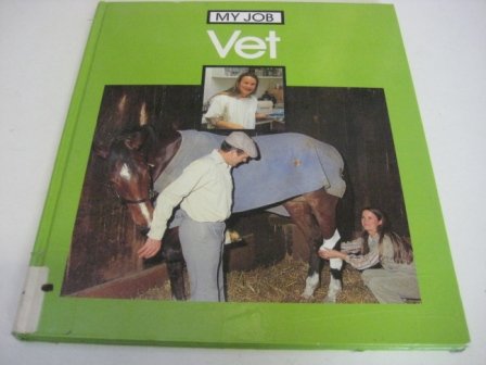 Vet (My Job S.) : Wood, Tim, Fairclough, Chris: Amazon.in: Books
