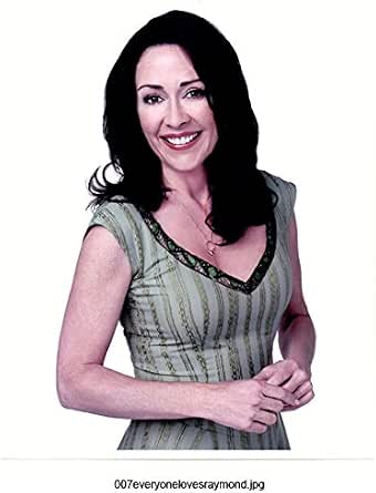 Everybody Loves Raymond Patricia Heaton as Debra Barone Close Up Smile ...