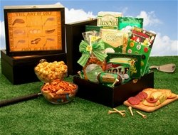 Amazon.com : The Clubhouse Gourmet Golfing Gift Chest of Premium Snacks ...