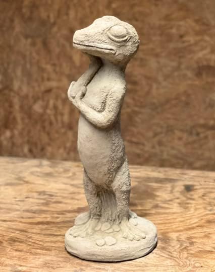 Amazon.com : Realistic Gecko Figurine Standing Gecko Concrete Statue ...