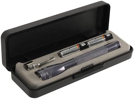 Maglite Mini Incandescent 2-Cell AAA Flashlight in Presentation Box ...