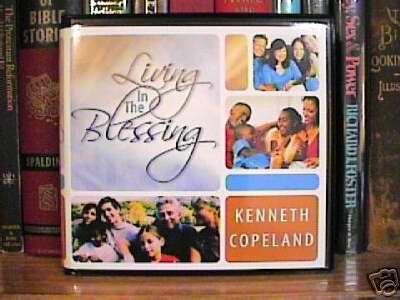 Amazon.com: Living in the Blessing: 9781575629315: Kenneth Copeland: Books