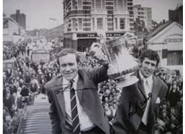 Amazon.com: Ron Harris and Peter Bonetti Signed Photo