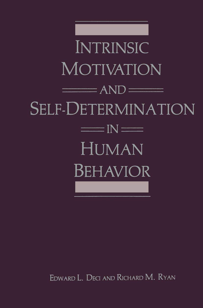 Amazon.com: Intrinsic Motivation and Self-Determination in Human ...