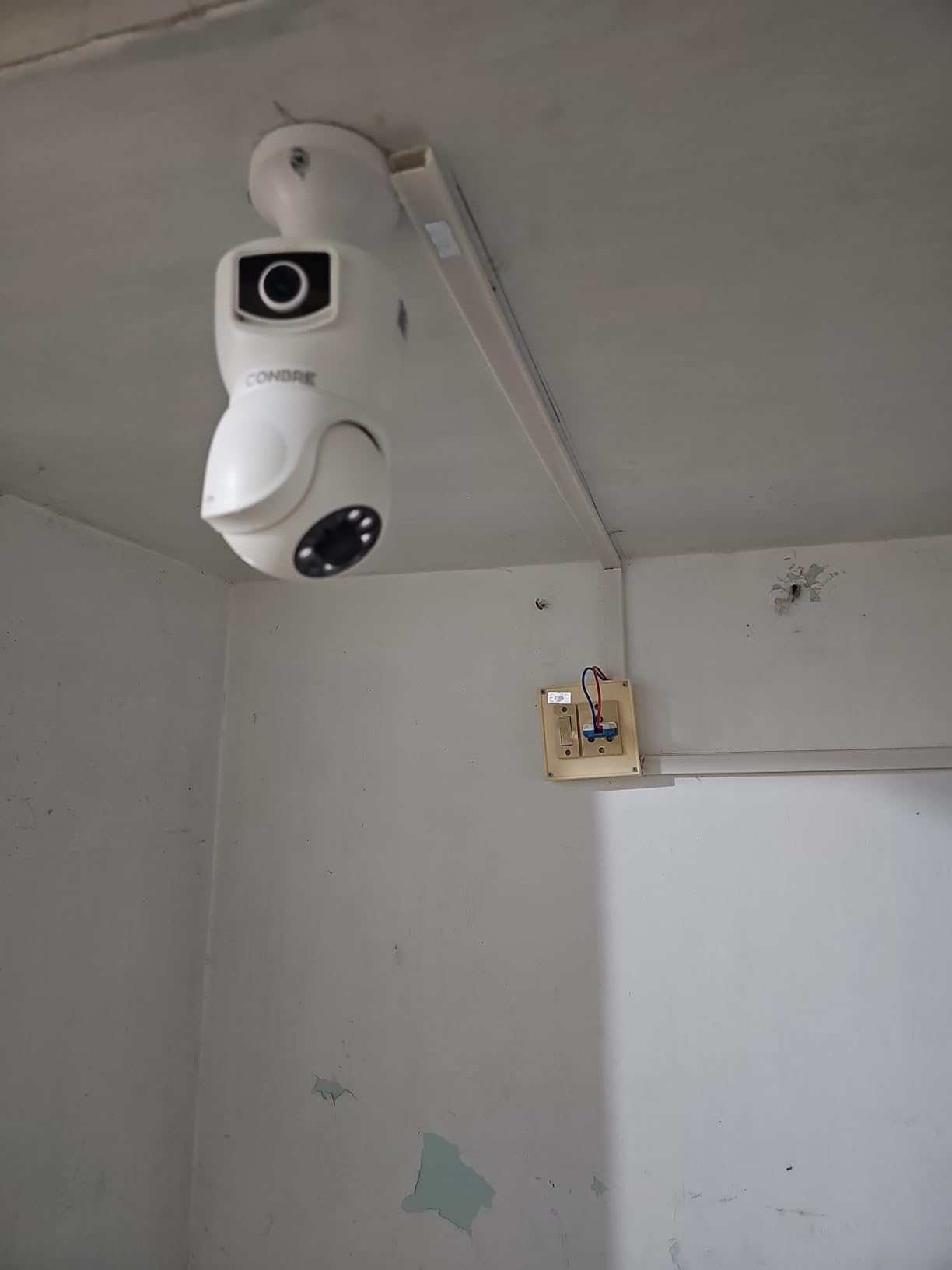 Buy Conbre Easycam Dual lens 2+2MP Full HD Smart WiFi Wireless Indoor ...