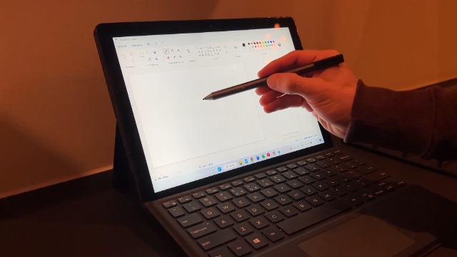 Watch Dell Active stylus pen test and quick overview on Amazon Live