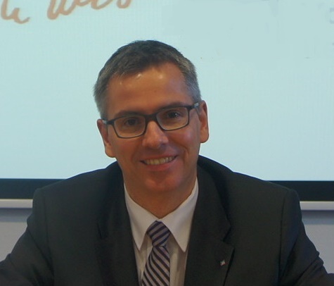 Amazon.de: Dr. Stefan Eckhardt: Bücher, Biographie, neuestes Aktualisierung