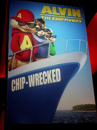 Amazon.com: Alvin and the Chipmunks: Chipwrecked [DVD] [2012] : Movies & TV