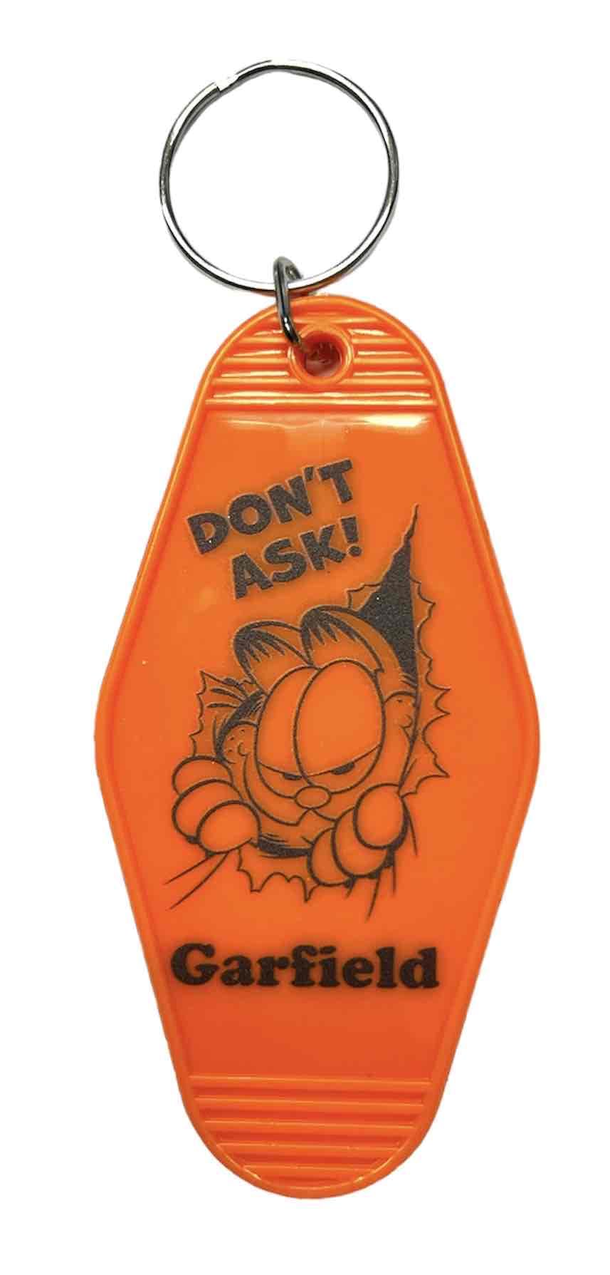 Amazon.co.jp: [GARFIELD] HOTEL KEY RING キーリング キーホルダー ガーフィールド オレンジ : ファッション
