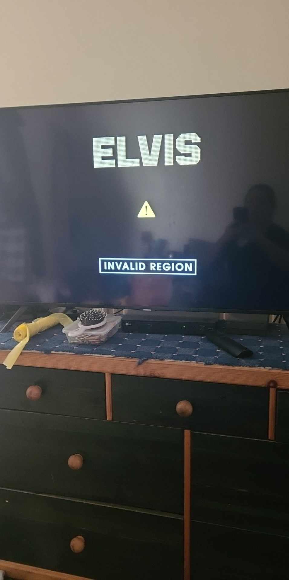 ELVIS: Amazon.co.uk: DVD & Blu-ray