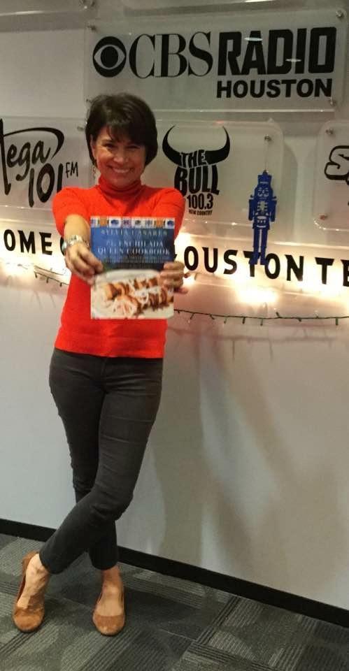 The Enchilada Queen Cookbook: Enchiladas, Fajitas, Tamales, and More ...