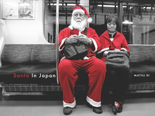 Santa In Japan : Amazon.in: Books