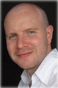 Amazon.com: Tom Challenger: books, biography, latest update