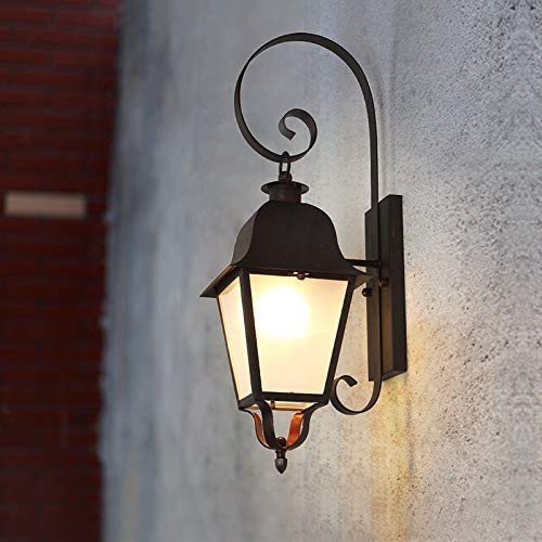 Old Fashioned Carriage Lights