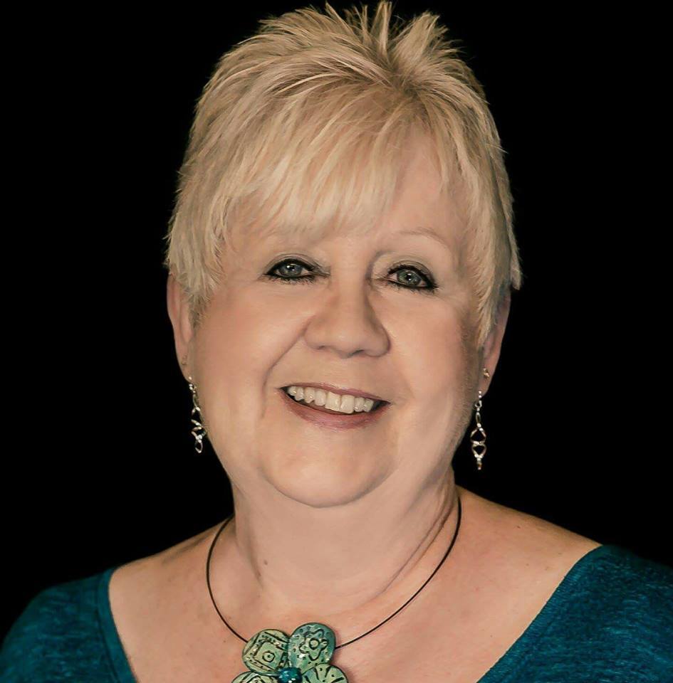 April Santangelo's Instagram, Twitter & Facebook on IDCrawl