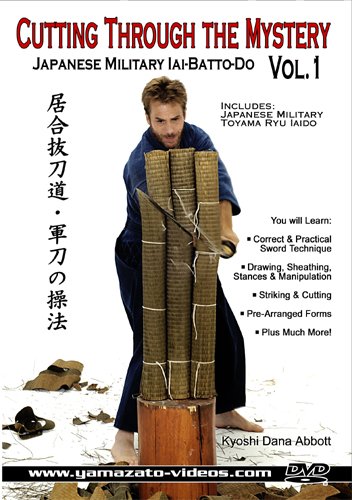Amazon.com: Cutting Through the Mystery Japanese Military Iai-Batto-Do ...