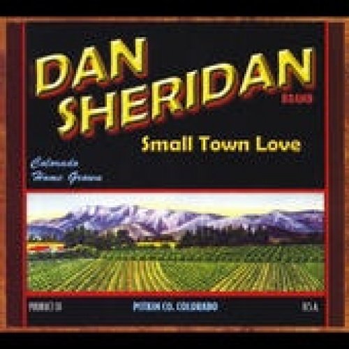 Small Town Love : Amazon.fr: CD et Vinyles}