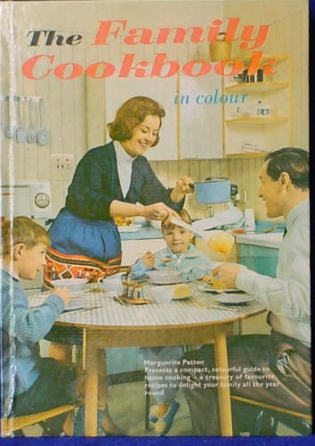 Marguerite Patten's family cookbook: Amazon.co.uk: Patten, Marguerite ...