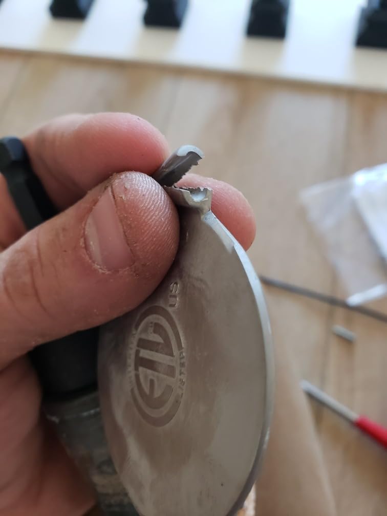 Sillites Single Receptacle (Cover with Outlet, Brushed Nickel) - Amazon.com