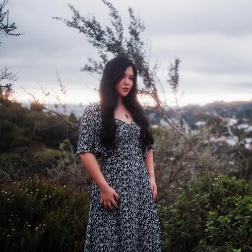 Écouter hold me until I'm strong enough to go par Sonia Elsie sur ...