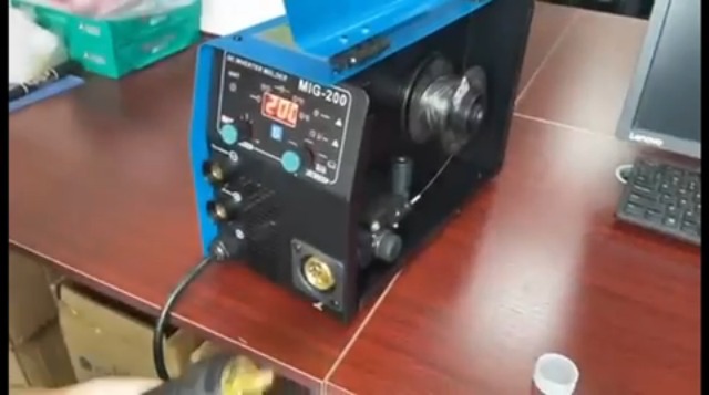 Watch S7 MIG-180 Welder on Amazon Live