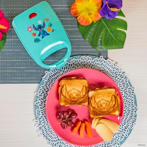 Amazon.com: Uncanny Brands Disney Mickey and Minnie Mouse Sandwich ...