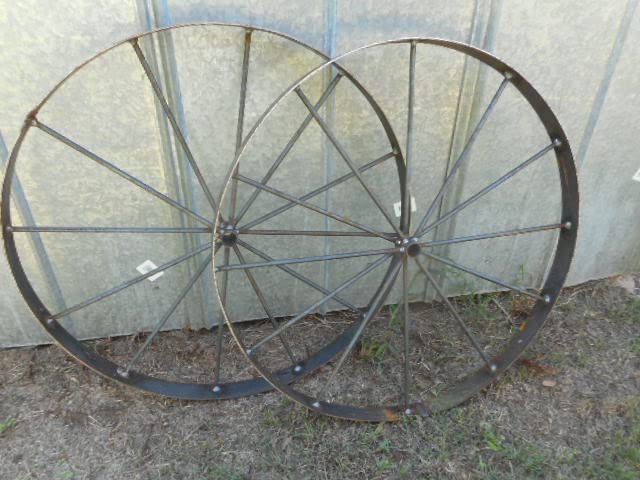 Amazon.com: 2 pcs) A Pair of 30" Steel Metal Decorative Wagon Wheels ...