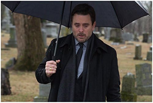 Nashville Charles Esten as Deacon crying at funeral of Connie Britton ...