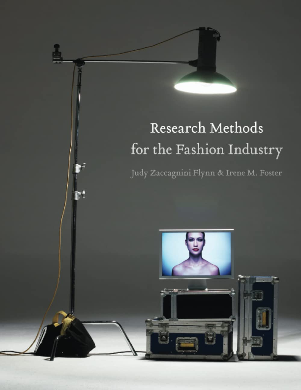 Research Methods for the Fashion Industry: Amazon.co.uk: Flynn, Judy ...