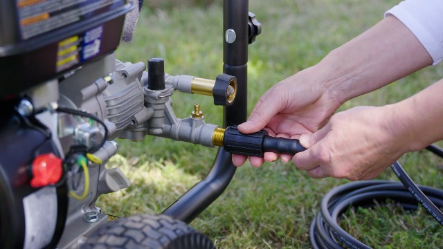 Watch Simpson Clean Machine 61083 Gas Pressure Washer 2021 on Amazon Live