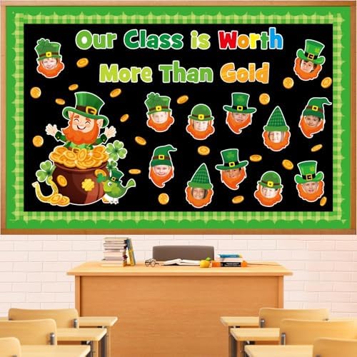 Amazon.com: St. Patrick's Day Leprechaun Bulletin Board Set, St ...