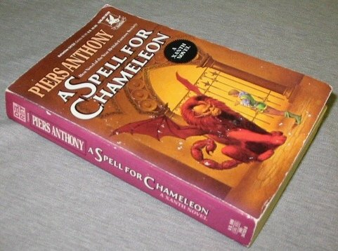 A SPELL FOR CHAMELEON Xanth Novels: Piers Anthony: Amazon.com: Books