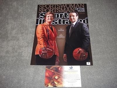 Pat Summitt Signed Photo - Sports Illustrated 11x14 Global Authentics ...