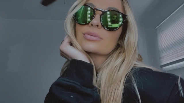 Joely Live's Amazon Page