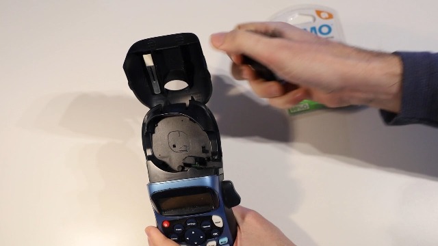 Watch How to change the tape in a Dymo Letratag Label Maker on Amazon Live