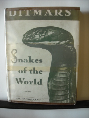 Snakes of the World.: Raymond L. Ditmars: Amazon.com: Books