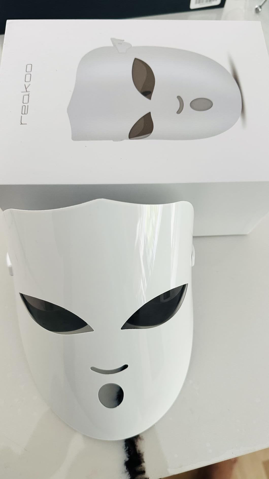 REAKOO LED Light Therapy Mask for Phototherapy Photon Therapy Light ...