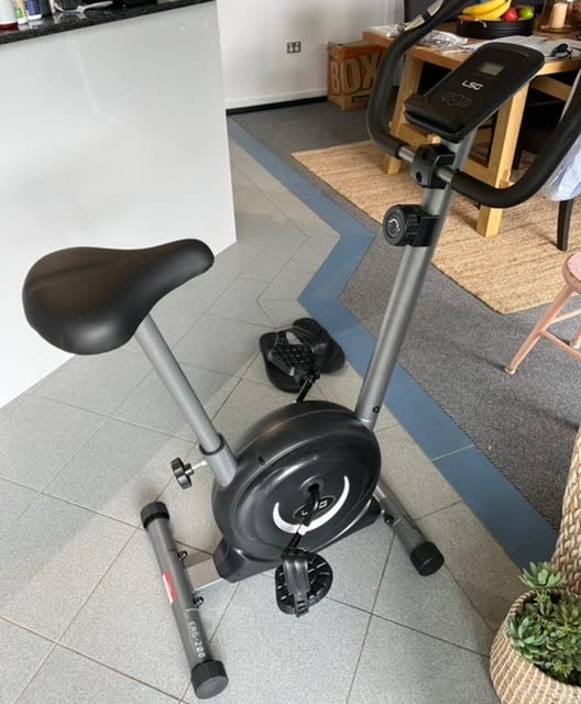 LSG ERG-200 Exercise Bike with 1 to 8 Levels of Variable Manual ...