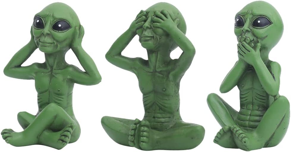 Amazon.com: CHBDJY Three Wise Alien Statue, Hear No Evil See No Evil ...