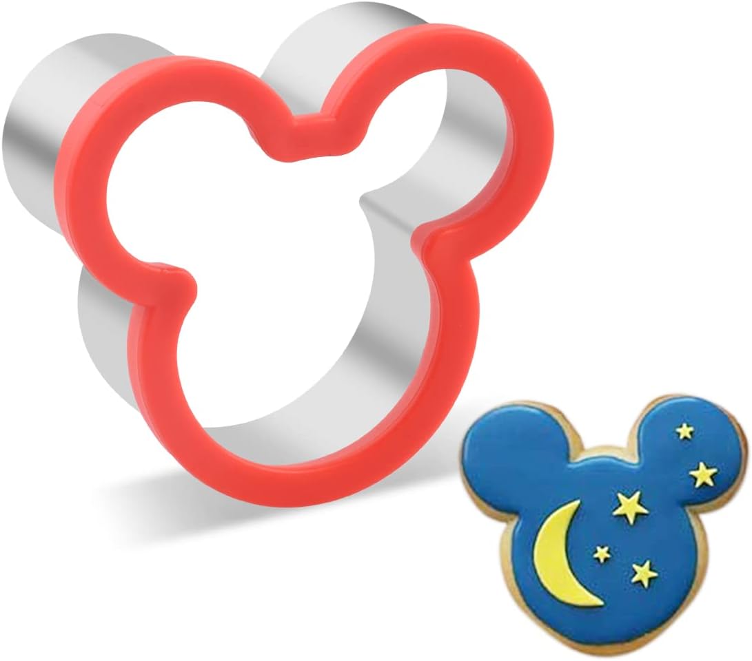 Amazon.com: Wilton Mickey Mouse Cookie Cutter Set: Disney Cookie Cutter ...