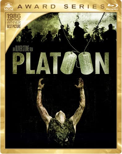 Platoon: Amazon.de: Charlie Sheen, Tom Berenger, Willem Dafoe, Keith ...
