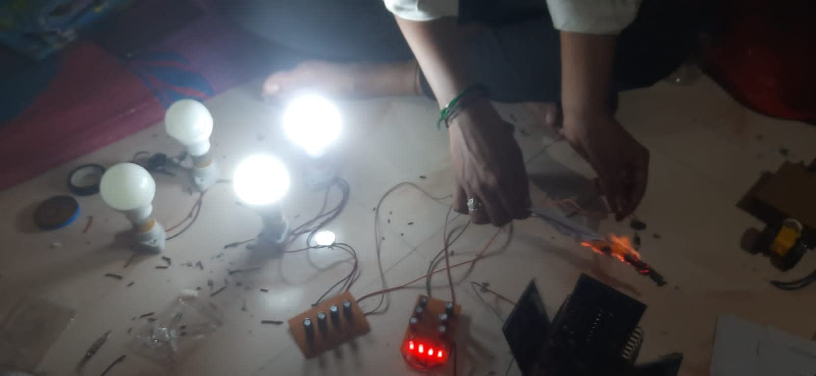 Generate Electricity By Waste Materials/Inspire Award Project : Amazon ...