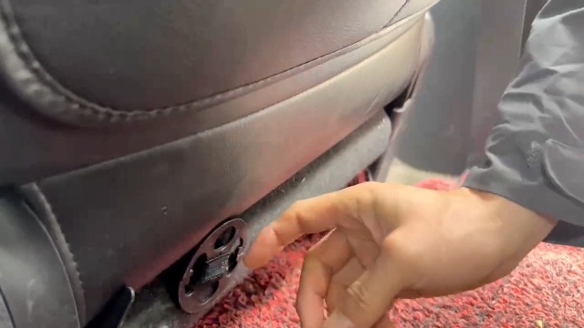 Watch A10 Car seat cover installation video on Amazon Live