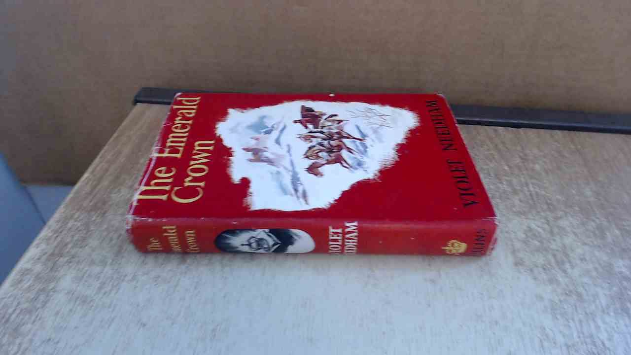 The Emerald Crown: Needham, Violet & Bullen, Anne (Illus): Amazon.com ...