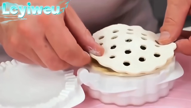 Watch Mini Pie Pans, Pocket Pie Mold, Handmade Dough Sheeter on Amazon Live
