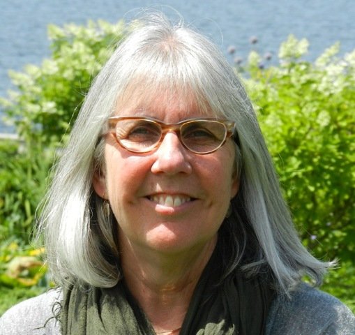 Amazon.com: Tracey Campbell Pearson: books, biography, latest update