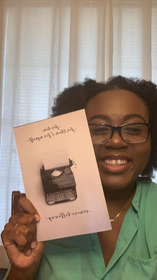 Amazon.com: Simone Holloway: books, biography, latest update