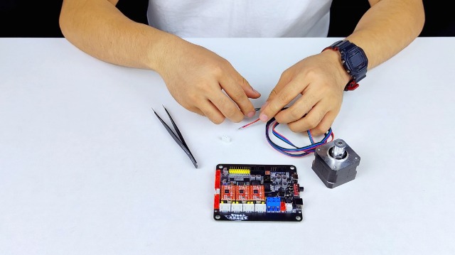 Watch Stepper motor line sequence mismatch, adjustment method. on ...